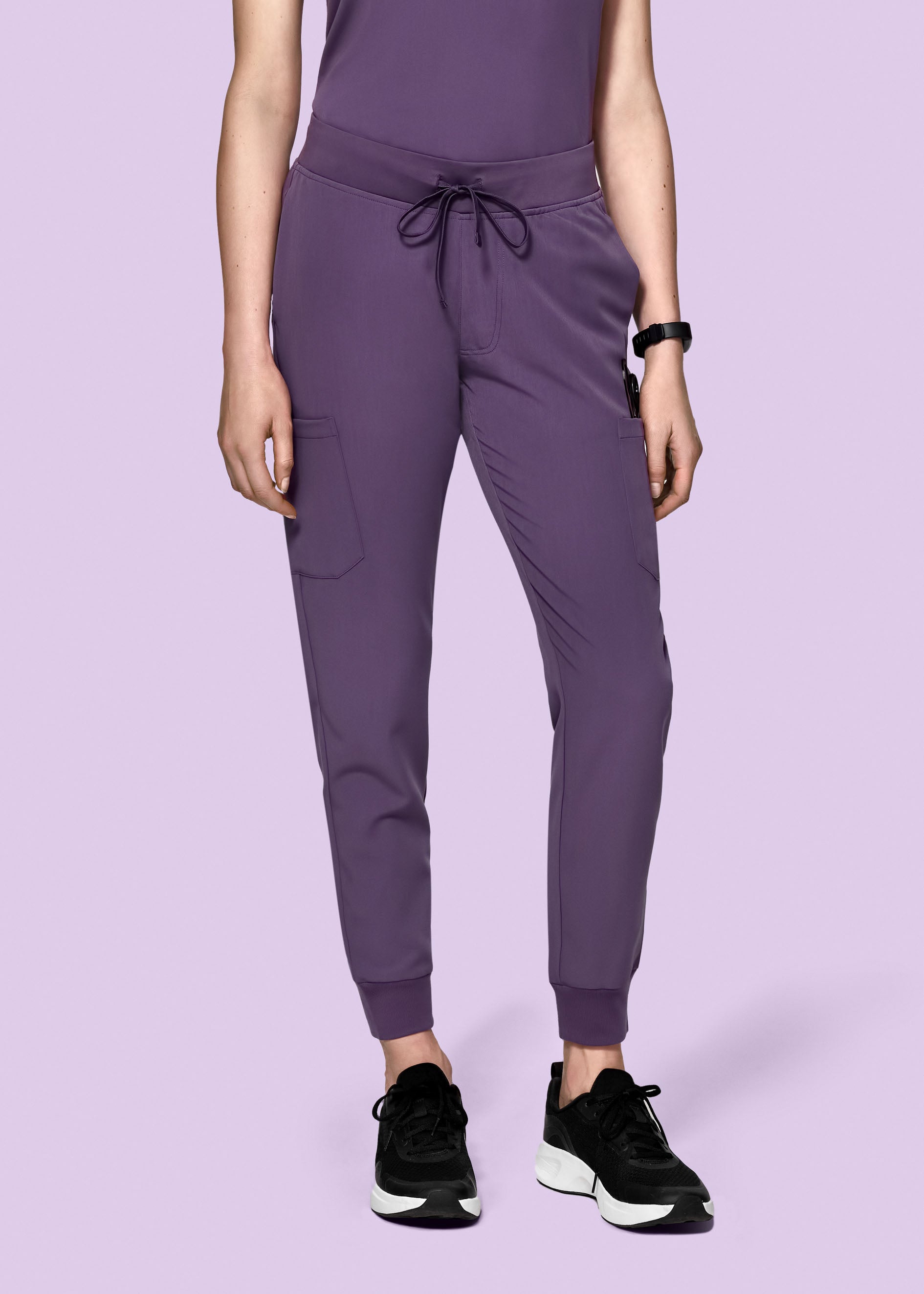 9 Pocket Joggers Dewberry – Mandala Scrubs